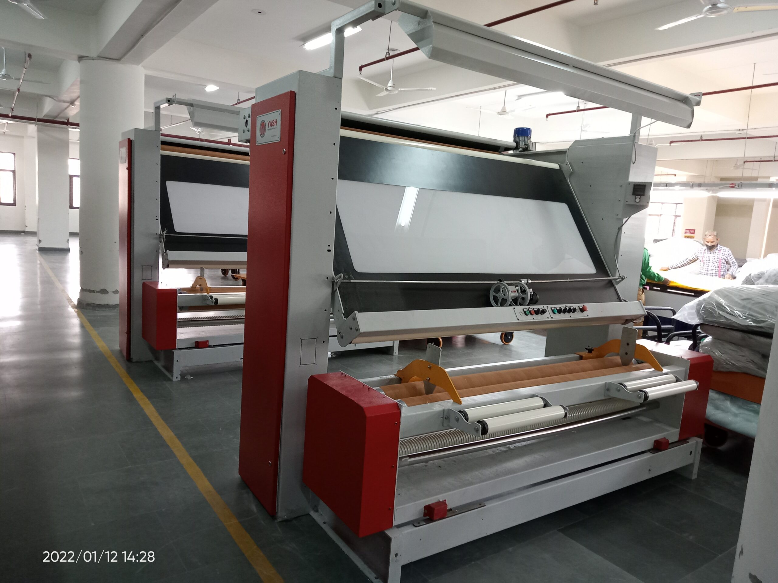Woven Fabric Inspection Machine, Model - IWS.02 - Yash Textile Machines ...